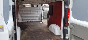 White Renault Trafic 2014 in Riga, with an engine capacity of 2.00 L and mileage of 235 thousand km for 5950 €, photo 13 on AUTOMOTO.COM.LV