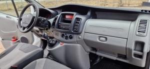 White Renault Trafic 2014 in Riga, with an engine capacity of 2.00 L and mileage of 235 thousand km for 5950 €, photo 15 on AUTOMOTO.COM.LV