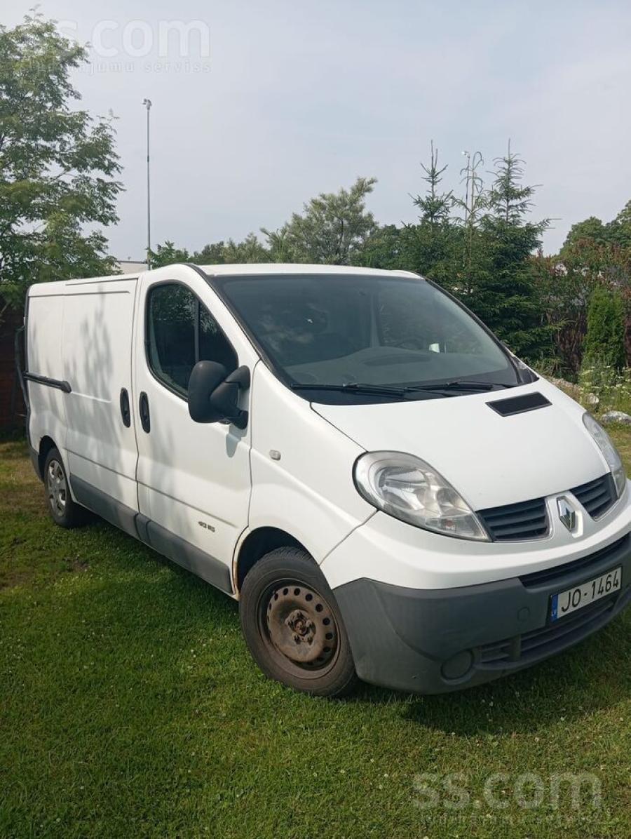 Balts Renault Trafic 2014 Rīga, ar dzinēja tilpumu 2.00 L un nobraukumu 380 tūkst. km par 1500 €, foto 3 vietnē AUTOMOTO.COM.LV
