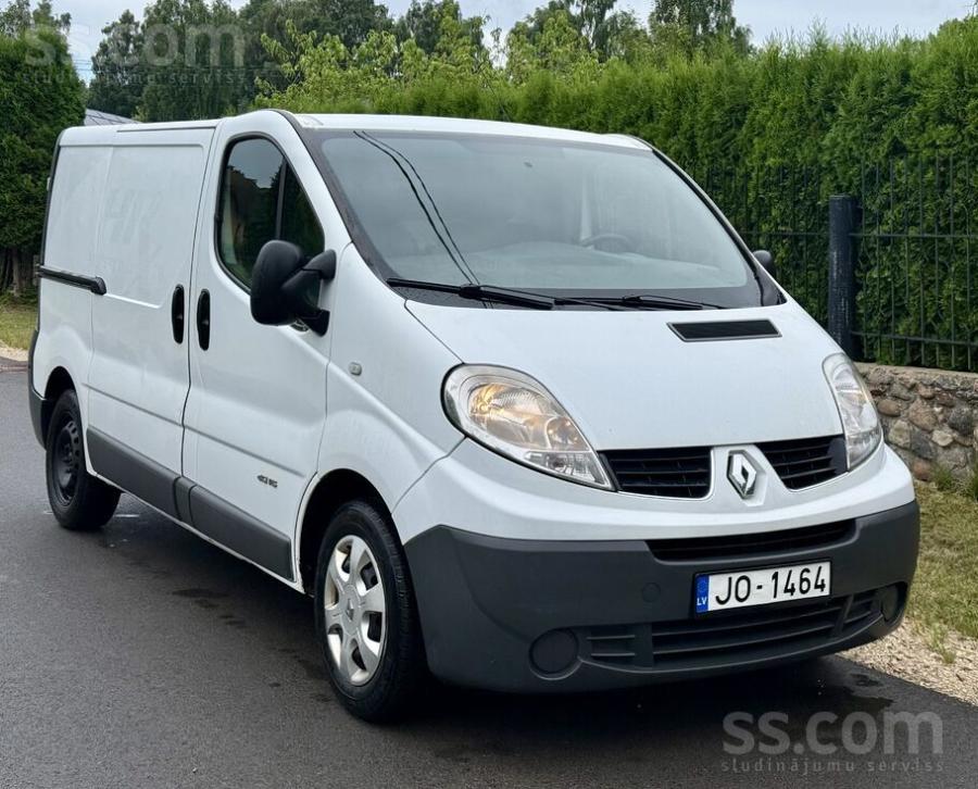 Balts Renault Trafic 2014 Rīga, ar dzinēja tilpumu 2.00 L un nobraukumu 379 tūkst. km par 3290 €, foto 3 vietnē AUTOMOTO.COM.LV