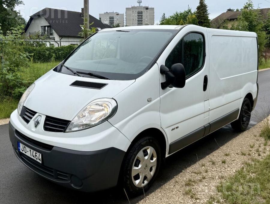 Balts Renault Trafic 2014 Rīga, ar dzinēja tilpumu 2.00 L un nobraukumu 379 tūkst. km par 3290 €, foto 4 vietnē AUTOMOTO.COM.LV