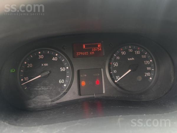 Balts Renault Trafic 2014 Rīga, ar dzinēja tilpumu 2.00 L un nobraukumu 379 tūkst. km par 3290 €, foto 7 vietnē AUTOMOTO.COM.LV