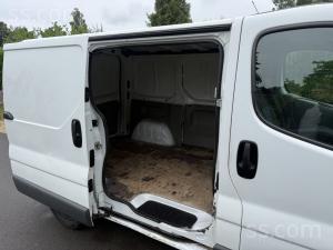 Balts Renault Trafic 2014 Rīga, ar dzinēja tilpumu 2.00 L un nobraukumu 379 tūkst. km par 3290 €, foto 11 vietnē AUTOMOTO.COM.LV
