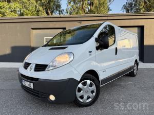 Balts Renault Trafic 2014 Tallina, ar dzinēja tilpumu 2.00 L un nobraukumu 259 tūkst. km par 5500 €, foto  vietnē AUTOMOTO.COM.LV