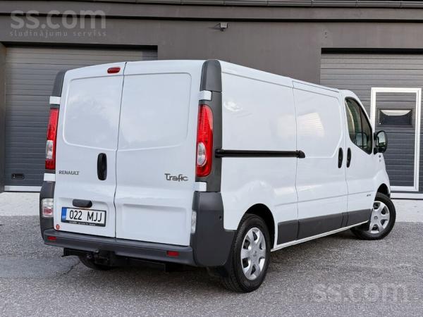 White Renault Trafic 2014 in Tallinn, with an engine capacity of 2.00 L and mileage of 259 thousand km for 5500 €, photo 10 on AUTOMOTO.COM.LV