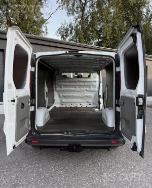 Balts Renault Trafic 2014 Tallina, ar dzinēja tilpumu 2.00 L un nobraukumu 259 tūkst. km par 5500 €, foto 15 vietnē AUTOMOTO.COM.LV