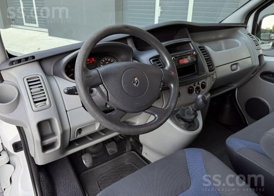 Balts Renault Trafic 2014 Tallina, ar dzinēja tilpumu 2.00 L un nobraukumu 259 tūkst. km par 5500 €, foto 20 vietnē AUTOMOTO.COM.LV