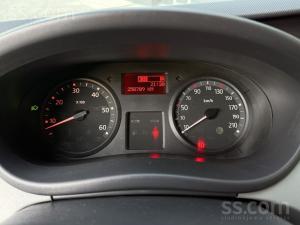 Balts Renault Trafic 2014 Tallina, ar dzinēja tilpumu 2.00 L un nobraukumu 259 tūkst. km par 5500 €, foto 23 vietnē AUTOMOTO.COM.LV