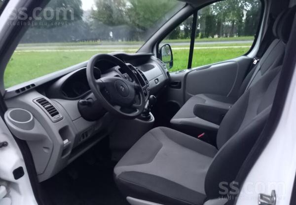 Balts Renault Trafic 2014 Rīga, ar dzinēja tilpumu 2.00 L un nobraukumu 373 tūkst. km par 6950 €, foto 5 vietnē AUTOMOTO.COM.LV