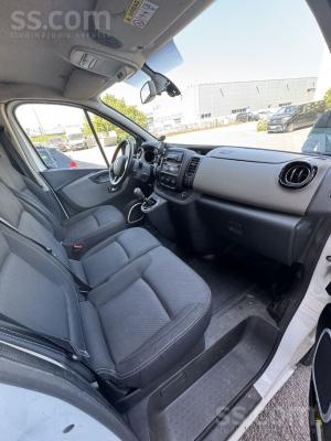 Balts Renault Trafic 2015 Rīga, ar dzinēja tilpumu 1.60 L un nobraukumu 420 tūkst. km par 19990 €, foto 8 vietnē AUTOMOTO.COM.LV