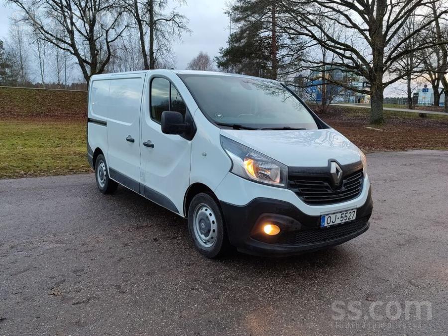 White Renault Trafic 2015 in Cesis, with an engine capacity of 1.60 L and mileage of 236 thousand km for 6650 €, photo 1 on AUTOMOTO.COM.LV