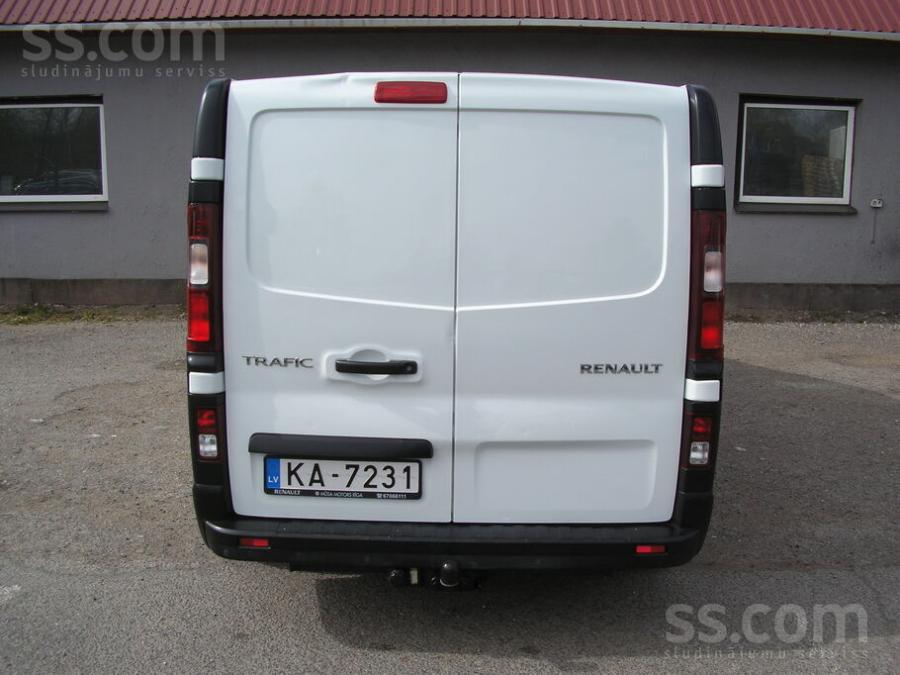 White Renault Trafic 2015 in Riga, with an engine capacity of 1.60 L and mileage of 0 thousand km for 7950 €, photo 7 on AUTOMOTO.COM.LV