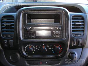 White Renault Trafic 2015 in Riga, with an engine capacity of 1.60 L and mileage of 0 thousand km for 7950 €, photo 17 on AUTOMOTO.COM.LV