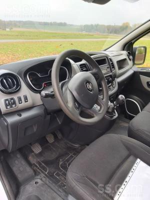White Renault Trafic 2015 in Riga, with an engine capacity of 1.60 L and mileage of 214 thousand km for 9000 €, photo 7 on AUTOMOTO.COM.LV