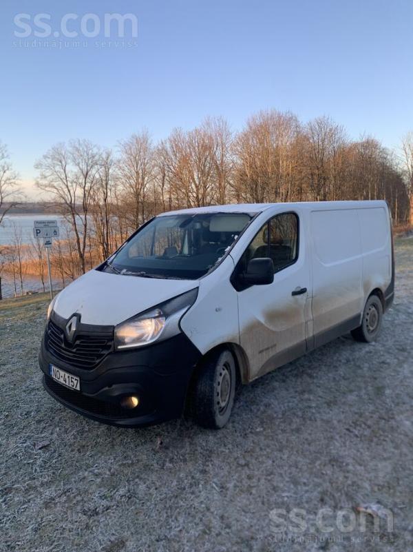 Balts Renault Trafic 2015 Rīga, ar dzinēja tilpumu 1.60 L un nobraukumu 400 tūkst. km par 2950 €, foto 1 vietnē AUTOMOTO.COM.LV