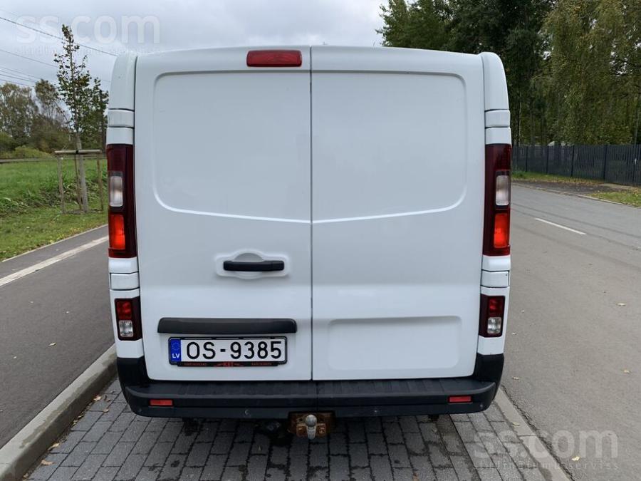 Balts Renault Trafic 2015 Rīga, ar dzinēja tilpumu 1.60 L un nobraukumu 257 tūkst. km par 7200 €, foto 9 vietnē AUTOMOTO.COM.LV