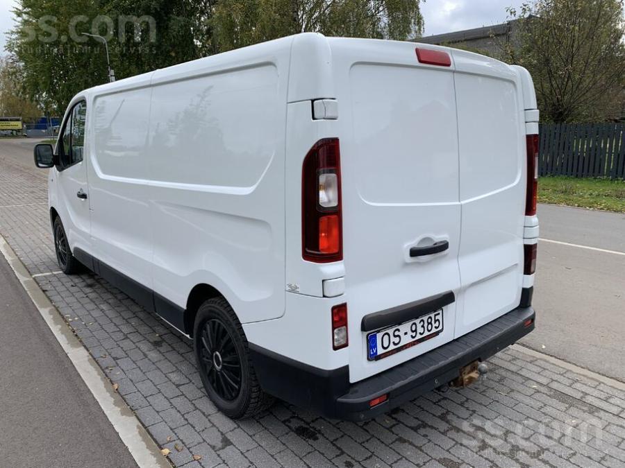 White Renault Trafic 2015 in Riga, with an engine capacity of 1.60 L and mileage of 257 thousand km for 7200 €, photo 8 on AUTOMOTO.COM.LV