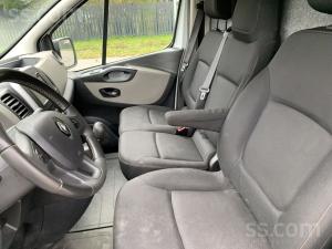 White Renault Trafic 2015 in Riga, with an engine capacity of 1.60 L and mileage of 257 thousand km for 7200 €, photo 12 on AUTOMOTO.COM.LV