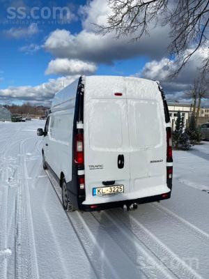 White Renault Trafic 2016 in Liepaja, with an engine capacity of 2.00 L and mileage of 201 thousand km for 7877 €, photo 4 on AUTOMOTO.COM.LV