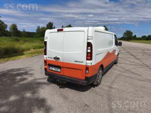 White Renault Trafic 2016 in Ventspils, with an engine capacity of 1.60 L and mileage of 173 thousand km for 15488 €, photo 4 on AUTOMOTO.COM.LV