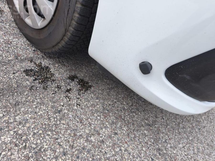 White Renault Trafic 2016 in Ventspils, with an engine capacity of 1.60 L and mileage of 173 thousand km for 15488 €, photo 18 on AUTOMOTO.COM.LV