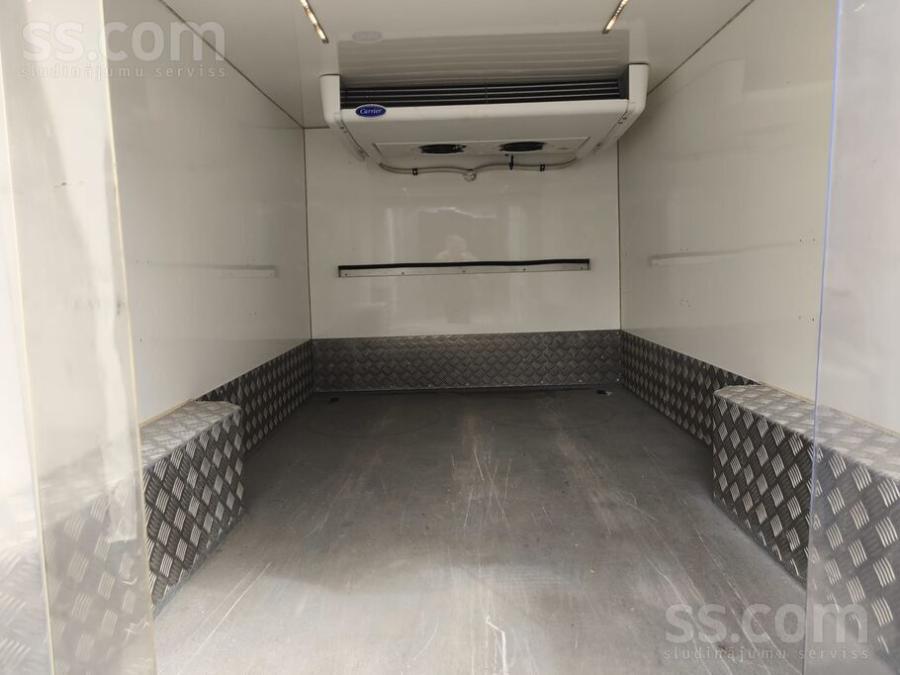 White Renault Trafic 2016 in Ventspils, with an engine capacity of 1.60 L and mileage of 173 thousand km for 15488 €, photo 22 on AUTOMOTO.COM.LV