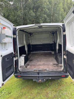 White Renault Trafic 2016 in Kuldiga, with an engine capacity of 1.60 L and mileage of 379 thousand km for 6800 €, photo 11 on AUTOMOTO.COM.LV
