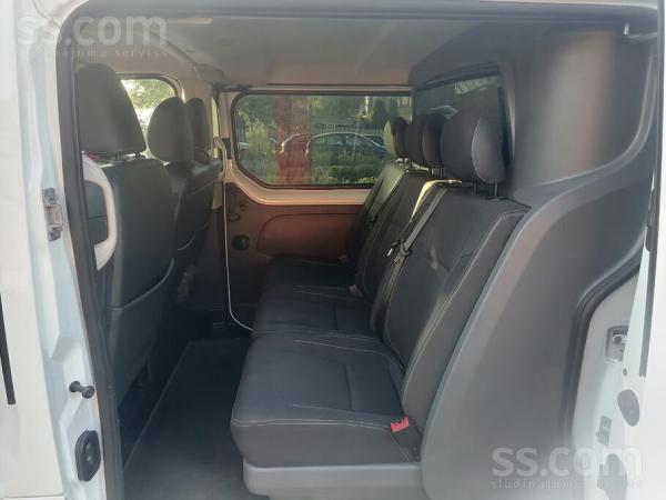 Balts Renault Trafic 2016 Liepāja, ar dzinēja tilpumu 1.60 L un nobraukumu 324 tūkst. km par 9500 €, foto 7 vietnē AUTOMOTO.COM.LV