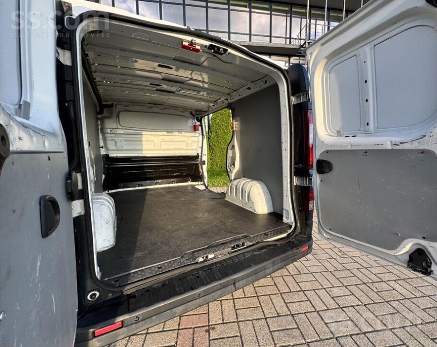 Balts Renault Trafic 2016 Rīga, ar dzinēja tilpumu 1.60 L un nobraukumu 238 tūkst. km par 7350 €, foto 10 vietnē AUTOMOTO.COM.LV