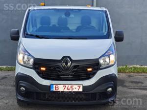 White Renault Trafic 2016 in Ogre, with an engine capacity of 1.60 L and mileage of 171 thousand km for 7490 €, photo 3 on AUTOMOTO.COM.LV