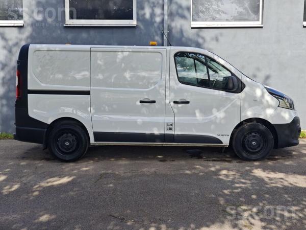 White Renault Trafic 2016 in Ogre, with an engine capacity of 1.60 L and mileage of 171 thousand km for 7490 €, photo 6 on AUTOMOTO.COM.LV