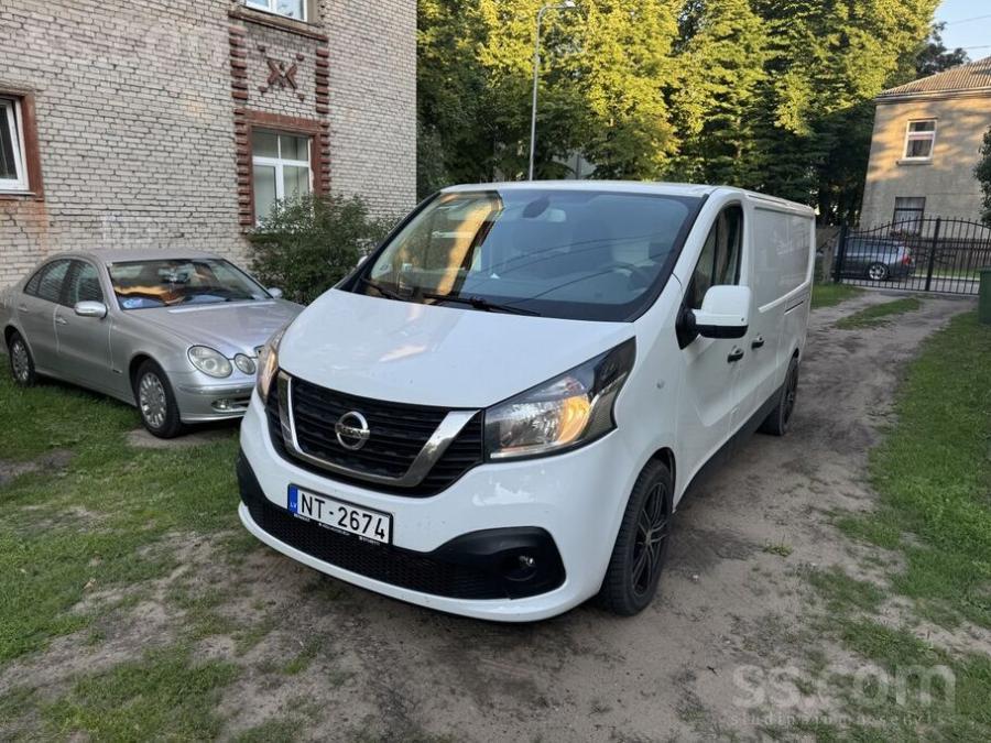 Balts Renault Trafic 2017 Rīga, ar dzinēja tilpumu 1.60 L un nobraukumu 205 tūkst. km par 7250 €, foto 2 vietnē AUTOMOTO.COM.LV