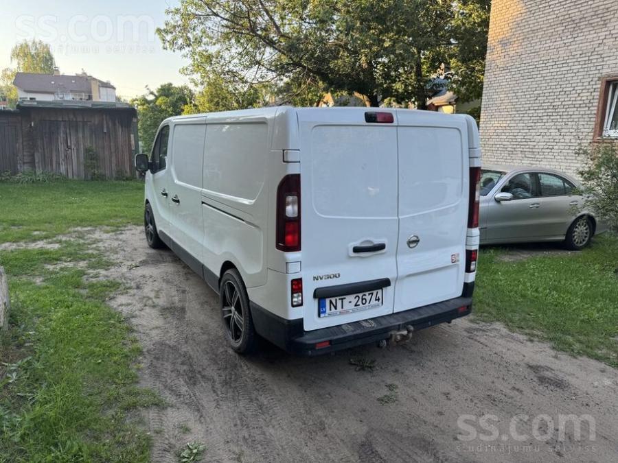 Balts Renault Trafic 2017 Rīga, ar dzinēja tilpumu 1.60 L un nobraukumu 205 tūkst. km par 7250 €, foto 3 vietnē AUTOMOTO.COM.LV