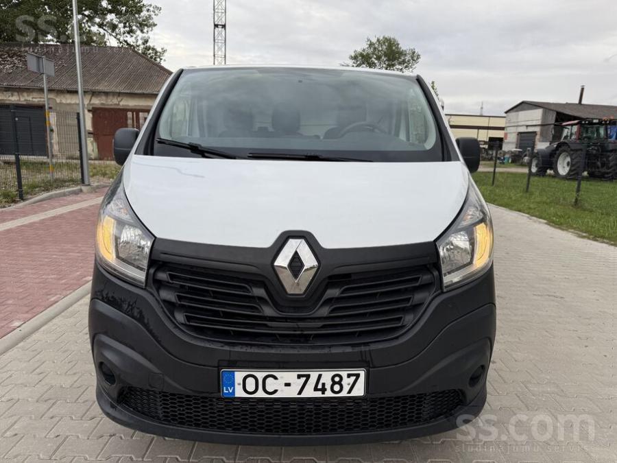 White Renault Trafic 2017 in Jelgava, with an engine capacity of 1.60 L and mileage of 0 thousand km for 8000 €, photo 2 on AUTOMOTO.COM.LV