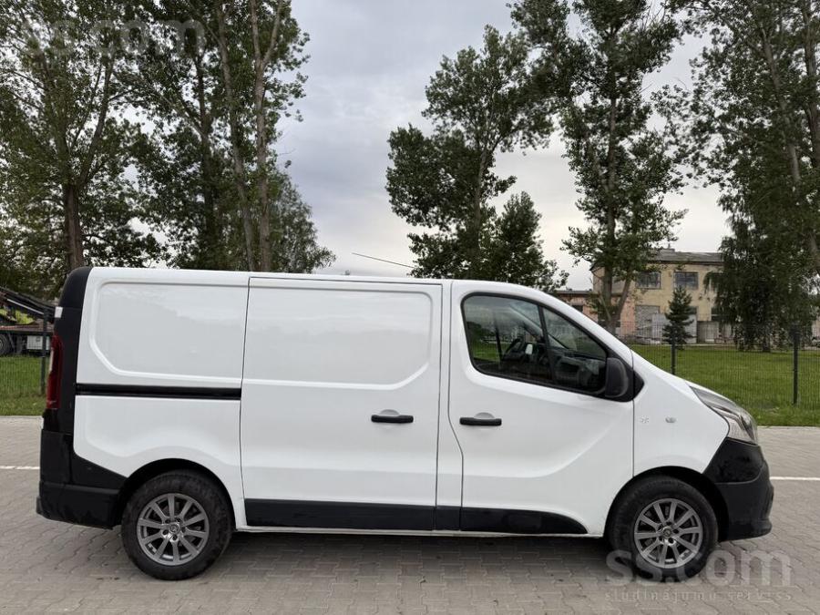 White Renault Trafic 2017 in Jelgava, with an engine capacity of 1.60 L and mileage of 0 thousand km for 8000 €, photo 4 on AUTOMOTO.COM.LV