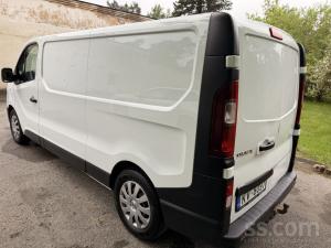 White Renault Trafic 2017 in Riga, with an engine capacity of 1.60 L and mileage of 161 thousand km for 8700 €, photo 6 on AUTOMOTO.COM.LV