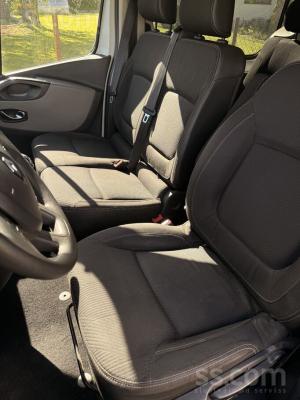 White Renault Trafic 2017 in Ogre, with an engine capacity of 1.60 L and mileage of 187 thousand km for 11800 €, photo 4 on AUTOMOTO.COM.LV