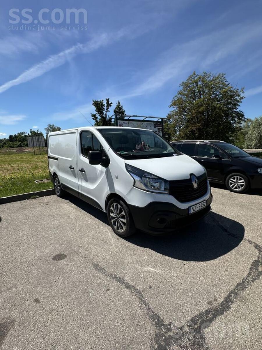 White Renault Trafic 2017 in Dobele, with an engine capacity of 1.60 L and mileage of 187 thousand km for 10500 €, photo 1 on AUTOMOTO.COM.LV