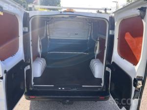 White Renault Trafic 2017 in Talsi, with an engine capacity of 1.60 L and mileage of 203 thousand km for 8900 €, photo 15 on AUTOMOTO.COM.LV