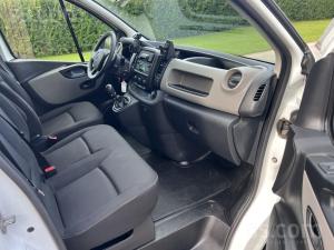 White Renault Trafic 2017 in Talsi, with an engine capacity of 1.60 L and mileage of 203 thousand km for 8900 €, photo 28 on AUTOMOTO.COM.LV