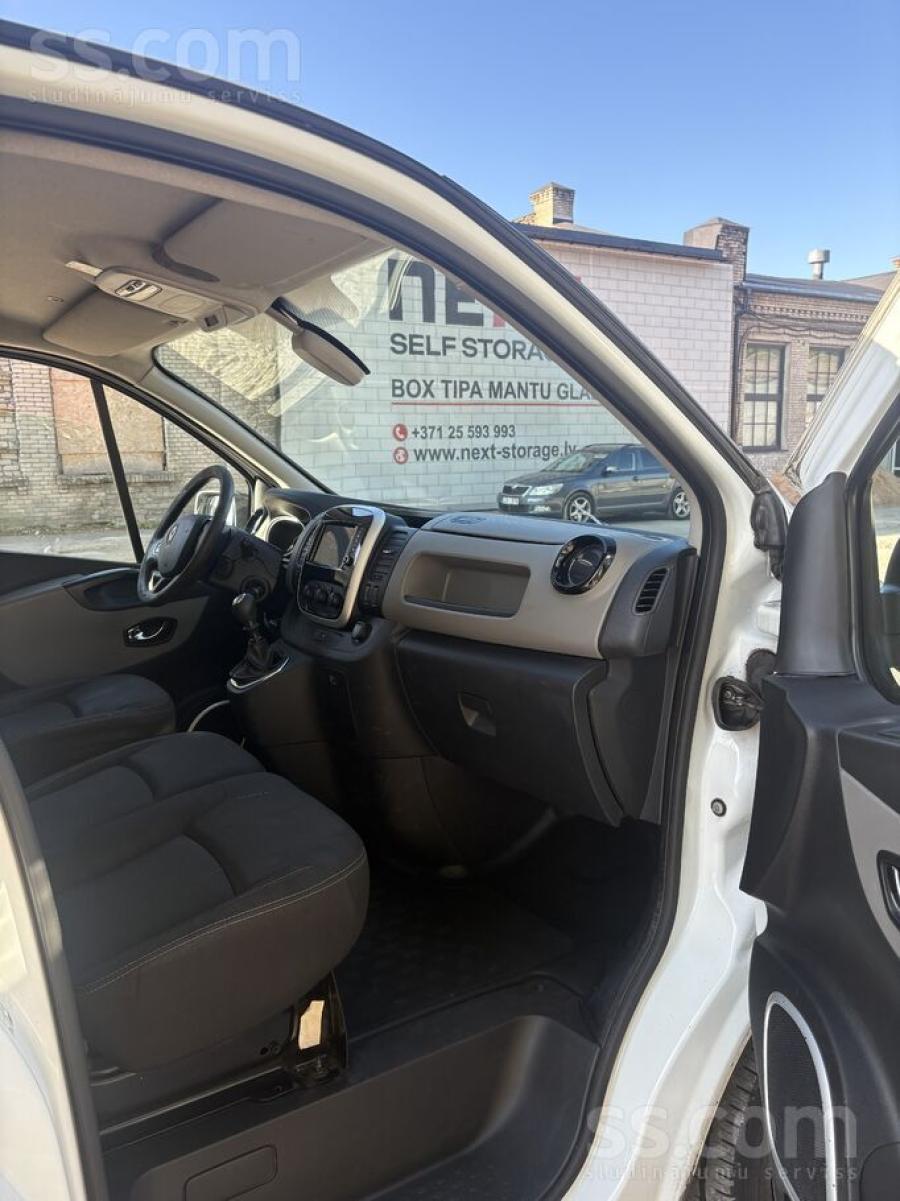 Balts Renault Trafic 2017 Rīga, ar dzinēja tilpumu 1.60 L un nobraukumu 470 tūkst. km par 6300 €, foto 7 vietnē AUTOMOTO.COM.LV