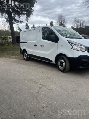 White Renault Trafic 2018 in Riga, with an engine capacity of 1.60 L and mileage of 178 thousand km for 9250 €, photo 3 on AUTOMOTO.COM.LV