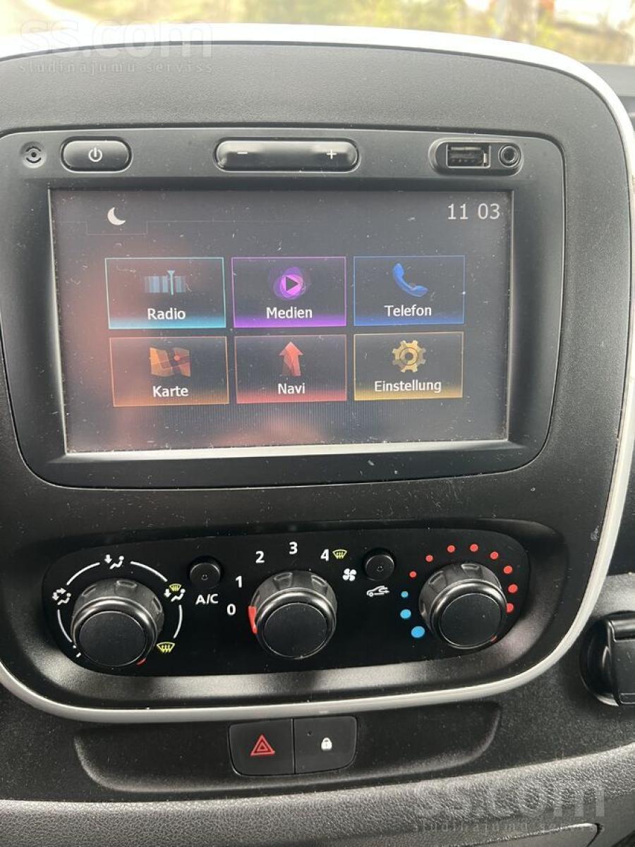 White Renault Trafic 2018 in Riga, with an engine capacity of 1.60 L and mileage of 178 thousand km for 9250 €, photo 6 on AUTOMOTO.COM.LV