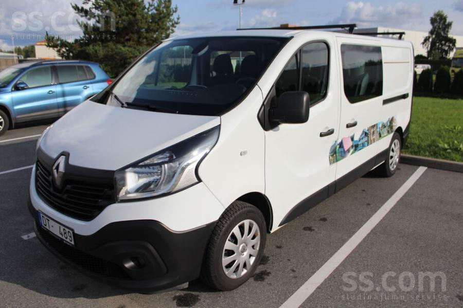 White Renault Trafic 2018 in Riga, with an engine capacity of 1.60 L and mileage of 98 thousand km for 14300 €, photo 1 on AUTOMOTO.COM.LV