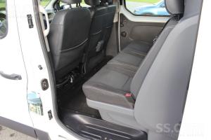 White Renault Trafic 2018 in Riga, with an engine capacity of 1.60 L and mileage of 98 thousand km for 14300 €, photo 3 on AUTOMOTO.COM.LV