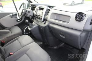 White Renault Trafic 2018 in Riga, with an engine capacity of 1.60 L and mileage of 98 thousand km for 14300 €, photo 12 on AUTOMOTO.COM.LV