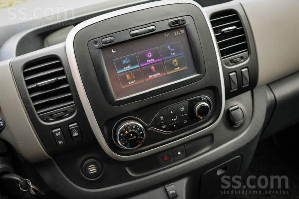 Белый Рено Трафик 2018 в Тукумс, объемом двигателя 1.60 л и пробегом 311 тыс. км за 100 €, фото 10 на AUTOMOTO.COM.LV