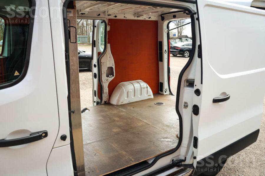Balts Renault Trafic 2018 Tukums, ar dzinēja tilpumu 1.60 L un nobraukumu 311 tūkst. km par 100 €, foto 14 vietnē AUTOMOTO.COM.LV