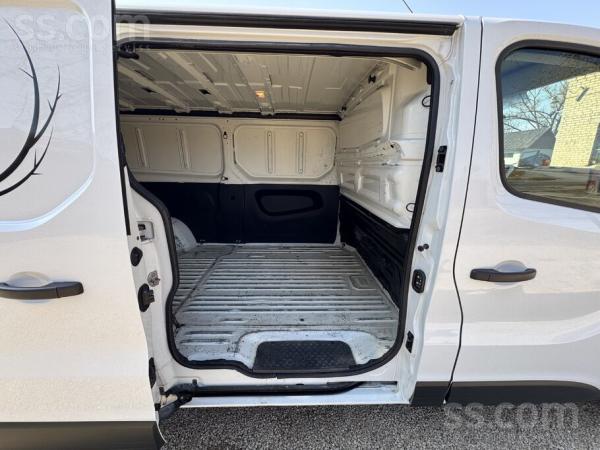 Balts Renault Trafic 2018 Jēkabpils, ar dzinēja tilpumu 1.60 L un nobraukumu 330 tūkst. km par 8700 €, foto 8 vietnē AUTOMOTO.COM.LV