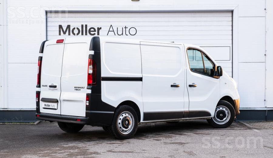White Renault Trafic 2019 in Riga, with an engine capacity of 1.60 L and mileage of 141 thousand km for 12650 €, photo 3 on AUTOMOTO.COM.LV